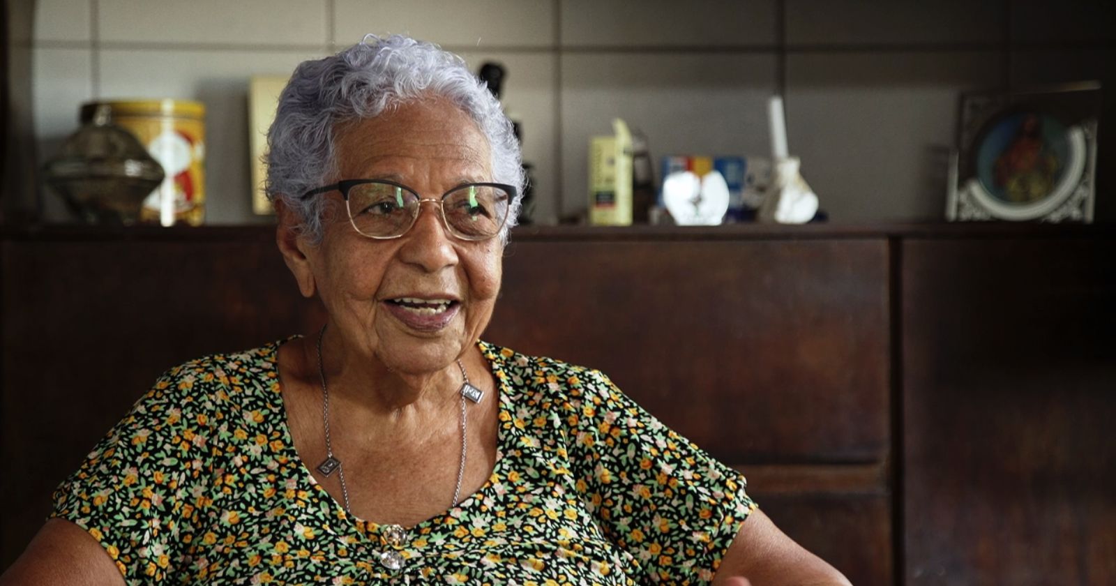 Lenira Carvalho inspira publicação sobre trabalhadoras domésticas